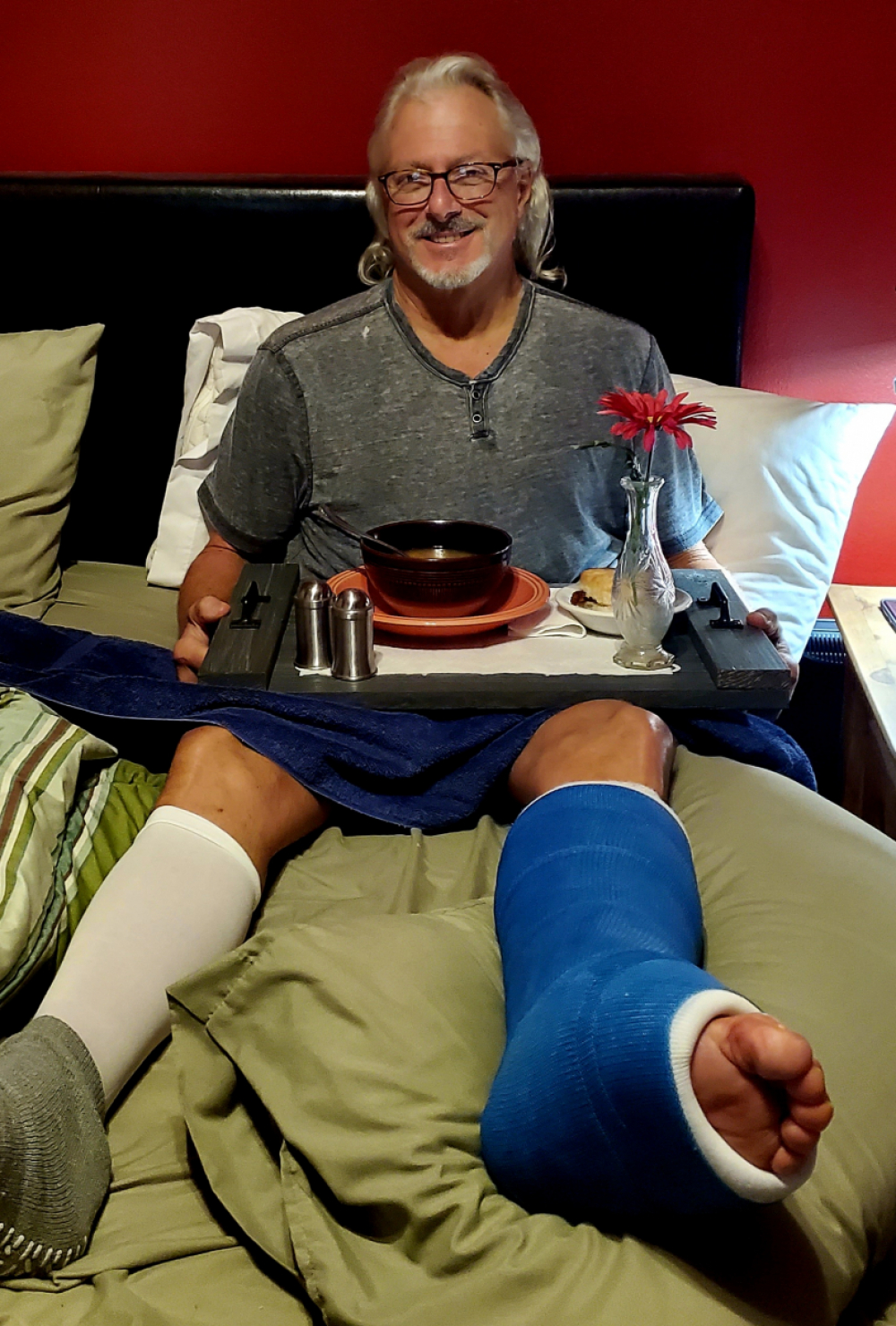Ankle Deep | MoonDog Art Glass